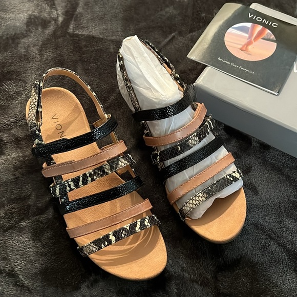 Vionic | Shoes | New In Box Vionic Low Heel Leather Sandals | Poshmark